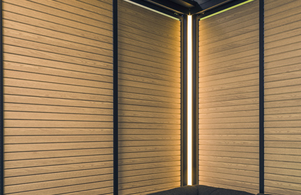 Colomno LED | Pergola with vertical lighting by Renson